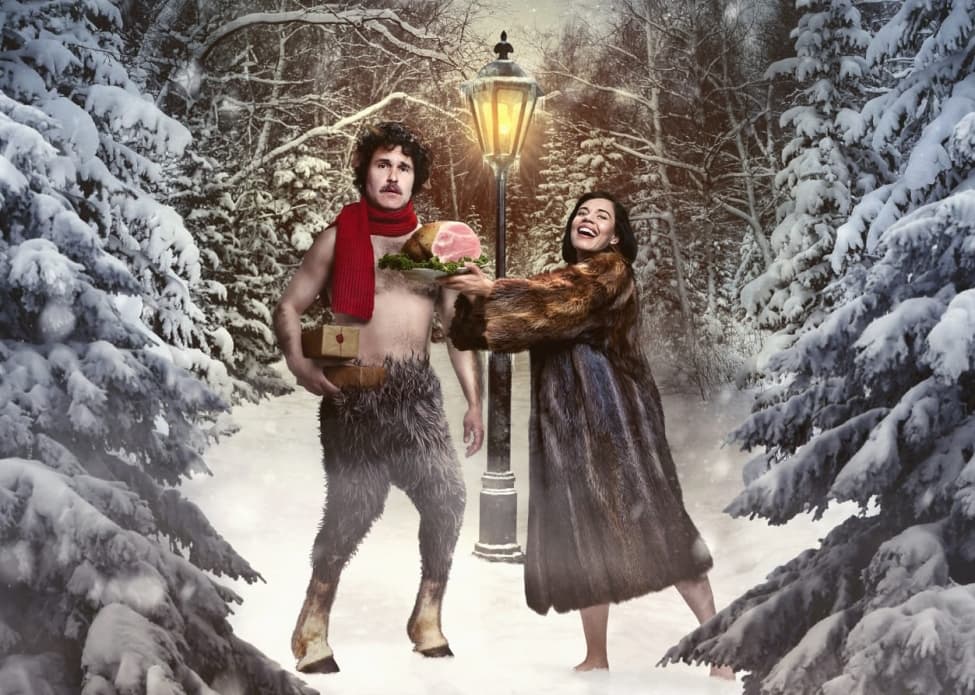Julbord & underhållning i ett när Auktionsverket Kulturarena bjuder in ...