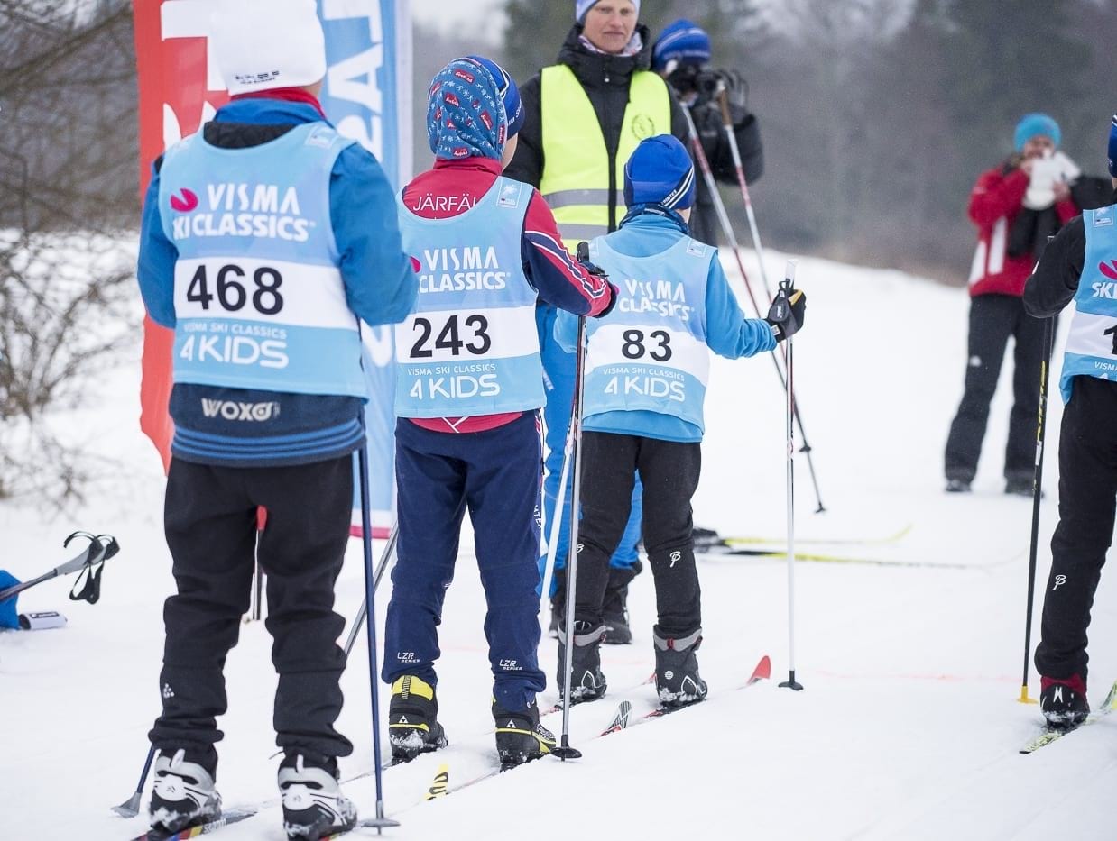 Sportlov: Barnens stora skidfest – prova på ett riktigt skidlopp