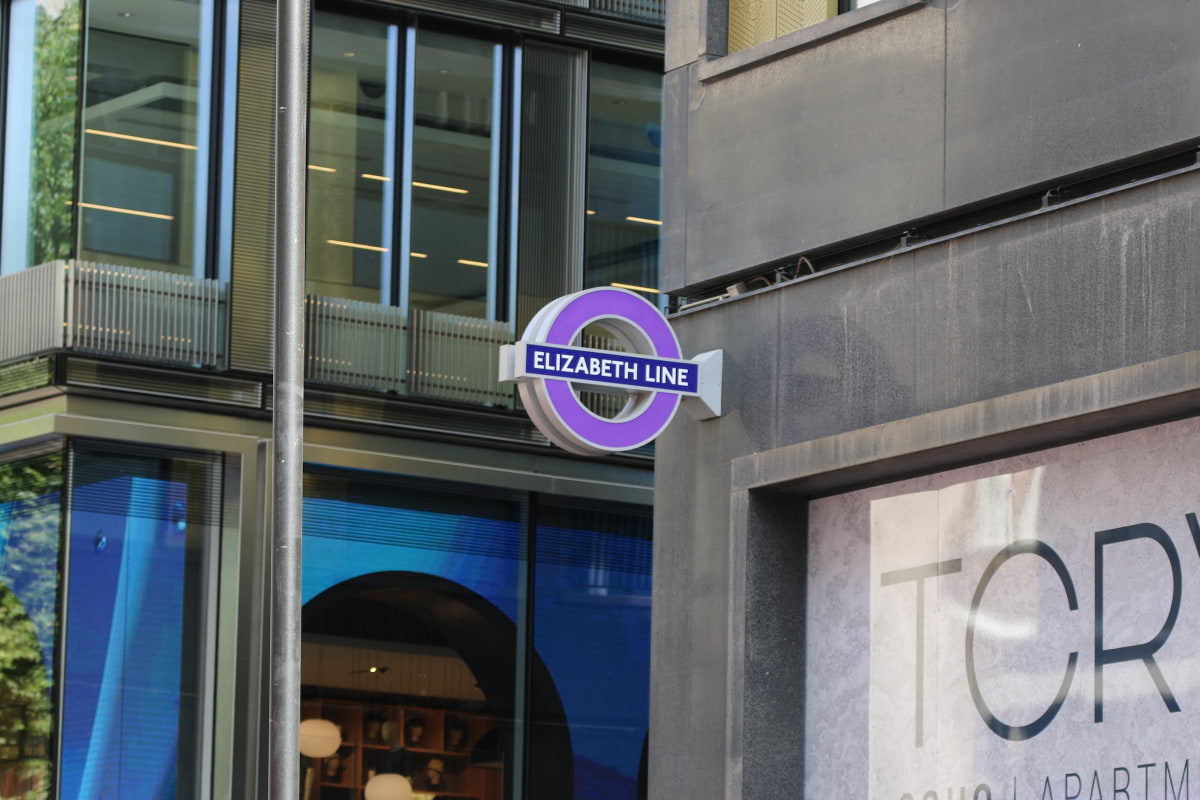 The Elizabeth line – What to see, do and eat at the stops