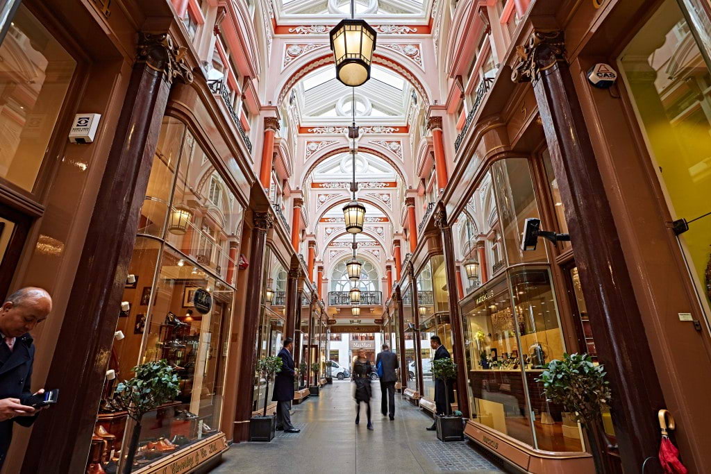 Guide to the best shopping centres in London - Malls in London