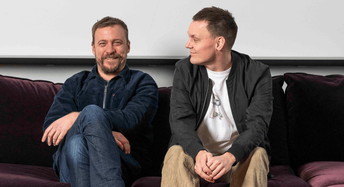 Jerka Johansson och Nichlas Niemi gör livepodd på Folkoperan