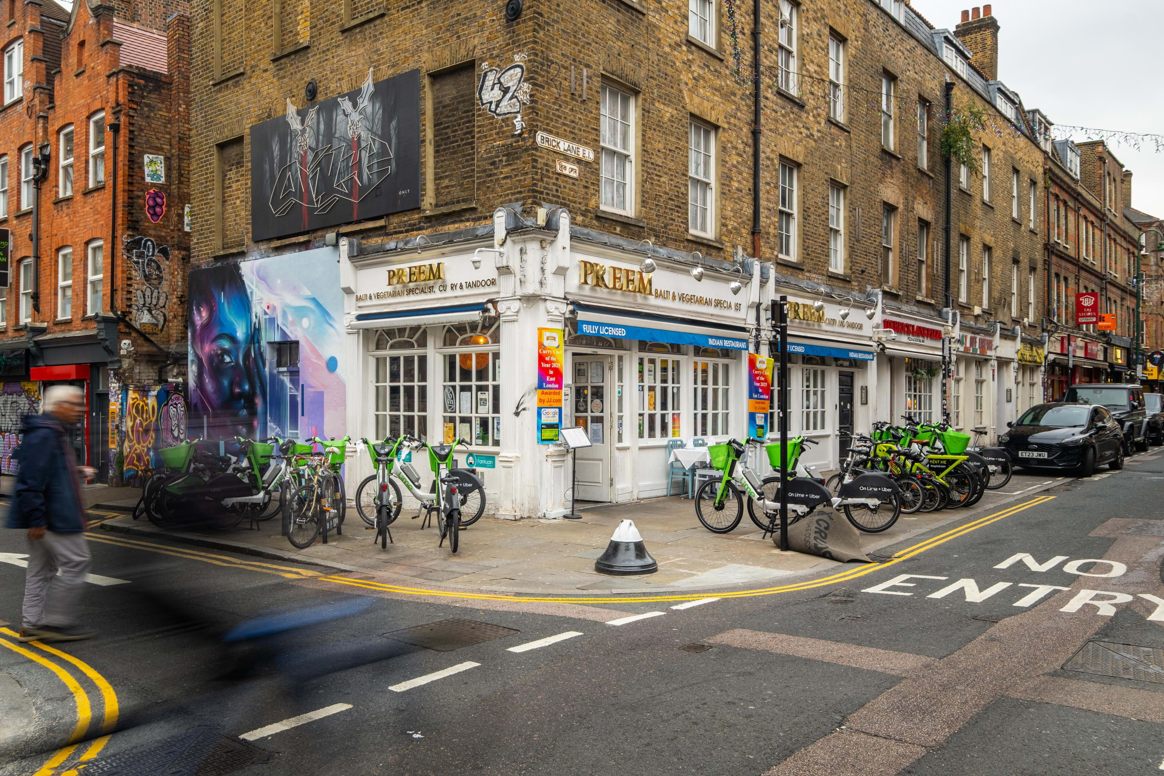 Where to Eat at Spitalfields Market 2026 – 12 Restaurants