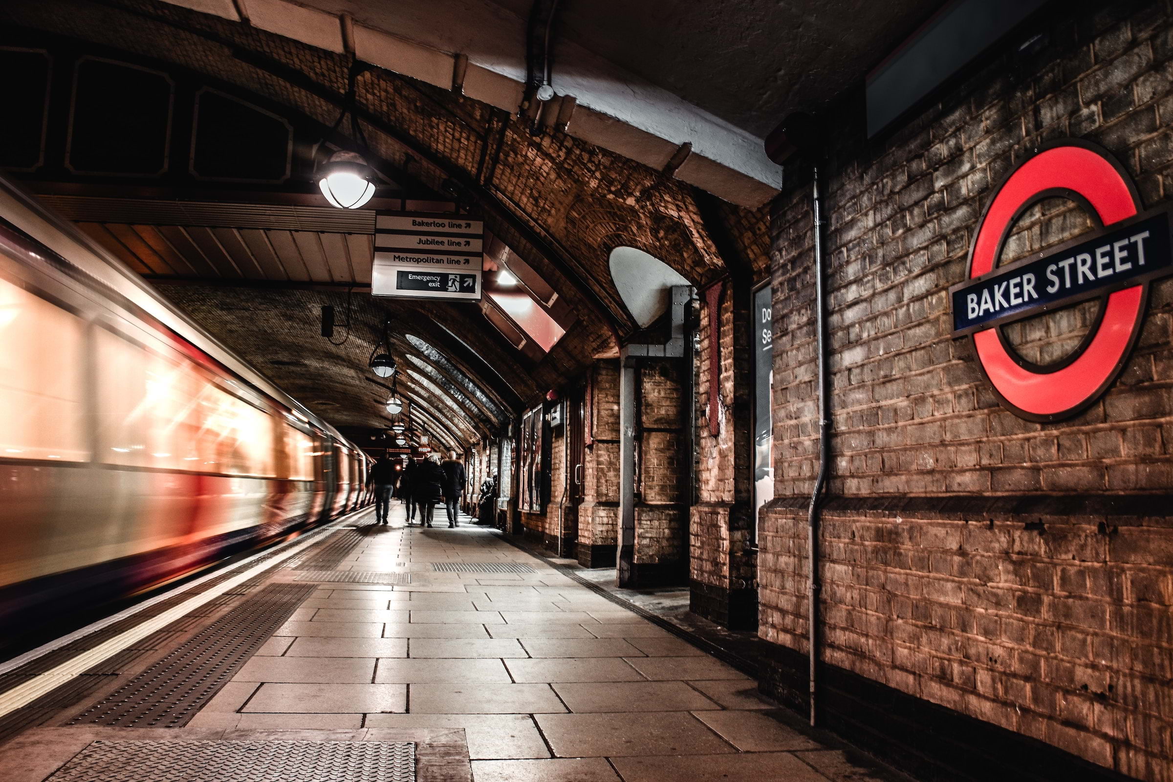 Guide to the Metropolitan line – Things to se and do at the stops