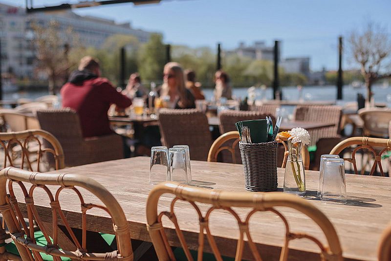 Debaser Pontonen – Restaurang & Bar i Hornstull, Södermalm