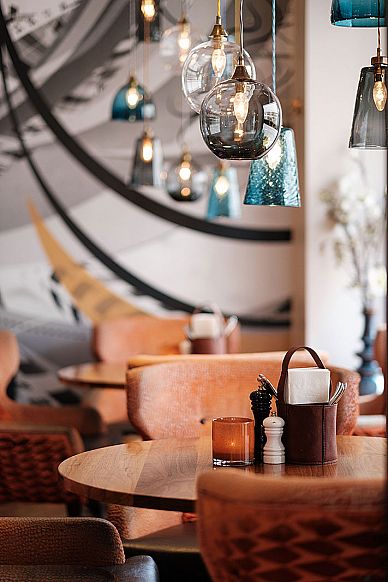 Exit Lounge & Bar – Bar & Restaurang & Tapas på Södermalm