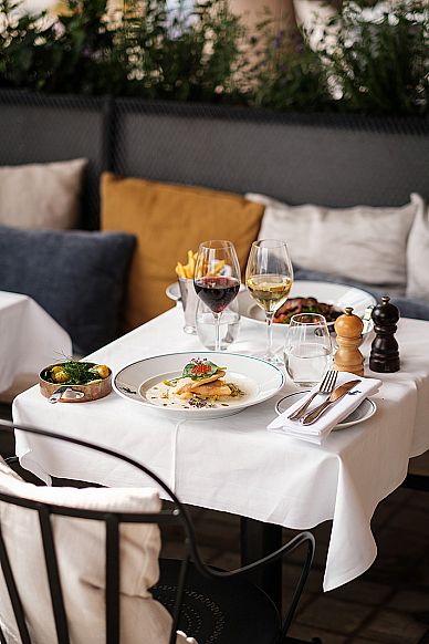 Grodan Kungliga Operan – Restaurang i Stockholm City