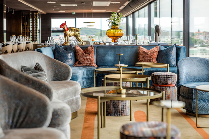 View Skybar & Restaurant – Sky bar, Rooftop restaurant – Centrum ...