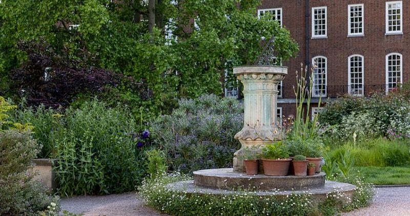 The Most Beautiful Gardens in London – 24 London Gardens