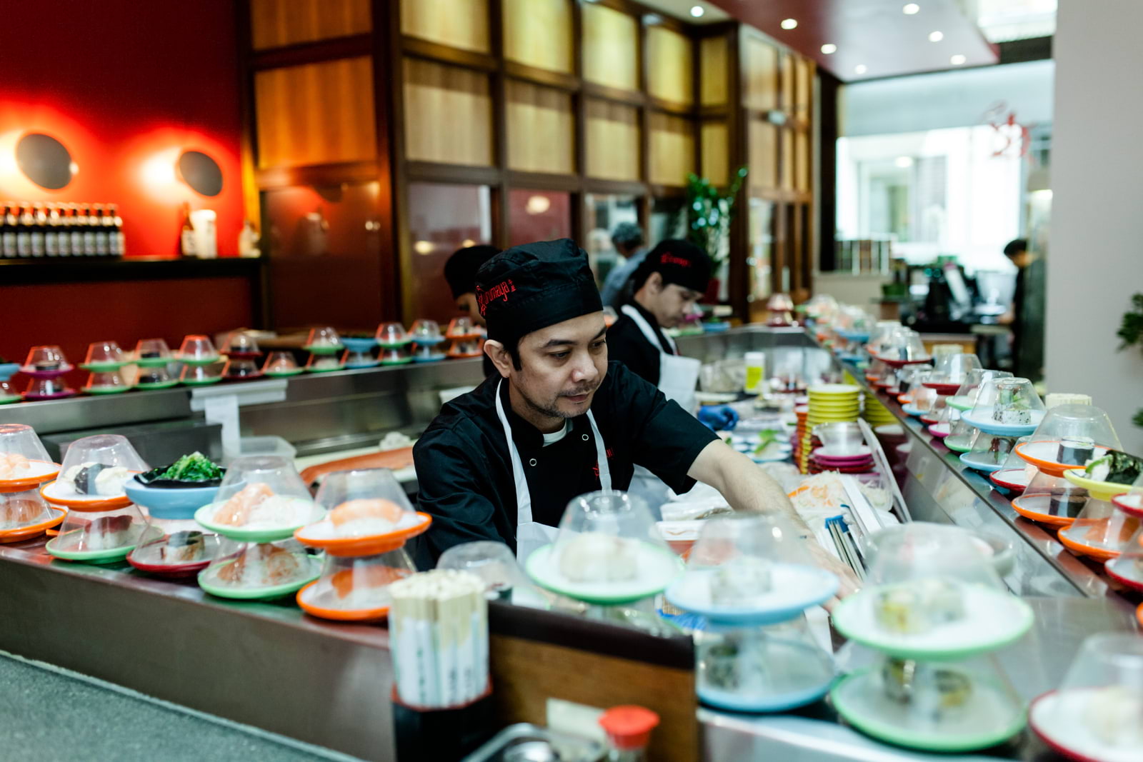 5 Top Spots for Conveyor Belt Sushi in London – Thatsup