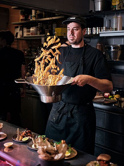 Pom Friterie – Restaurang, Streetfood & Cocktailbar