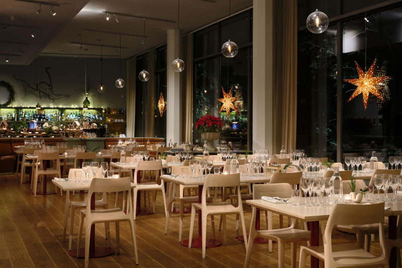 Julbord för stora grupper och sällskap i Stockholm - guide 2026