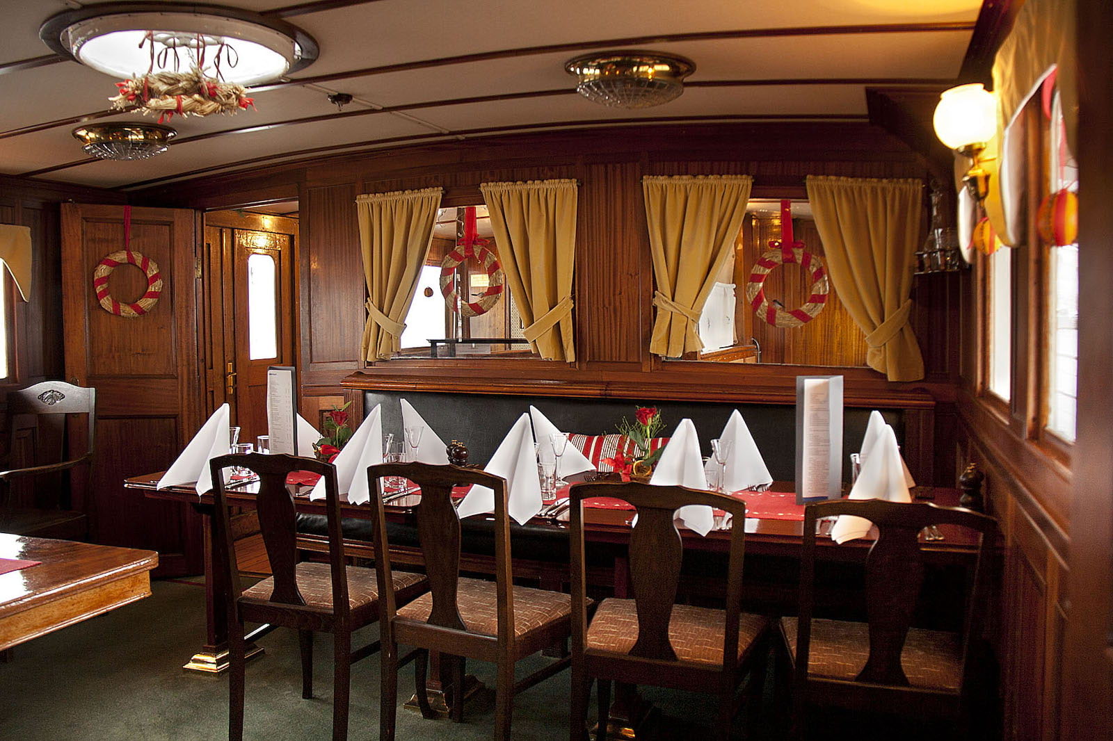 Julbord i skärgården – 18 tips på julbord i Stockholms skärgård