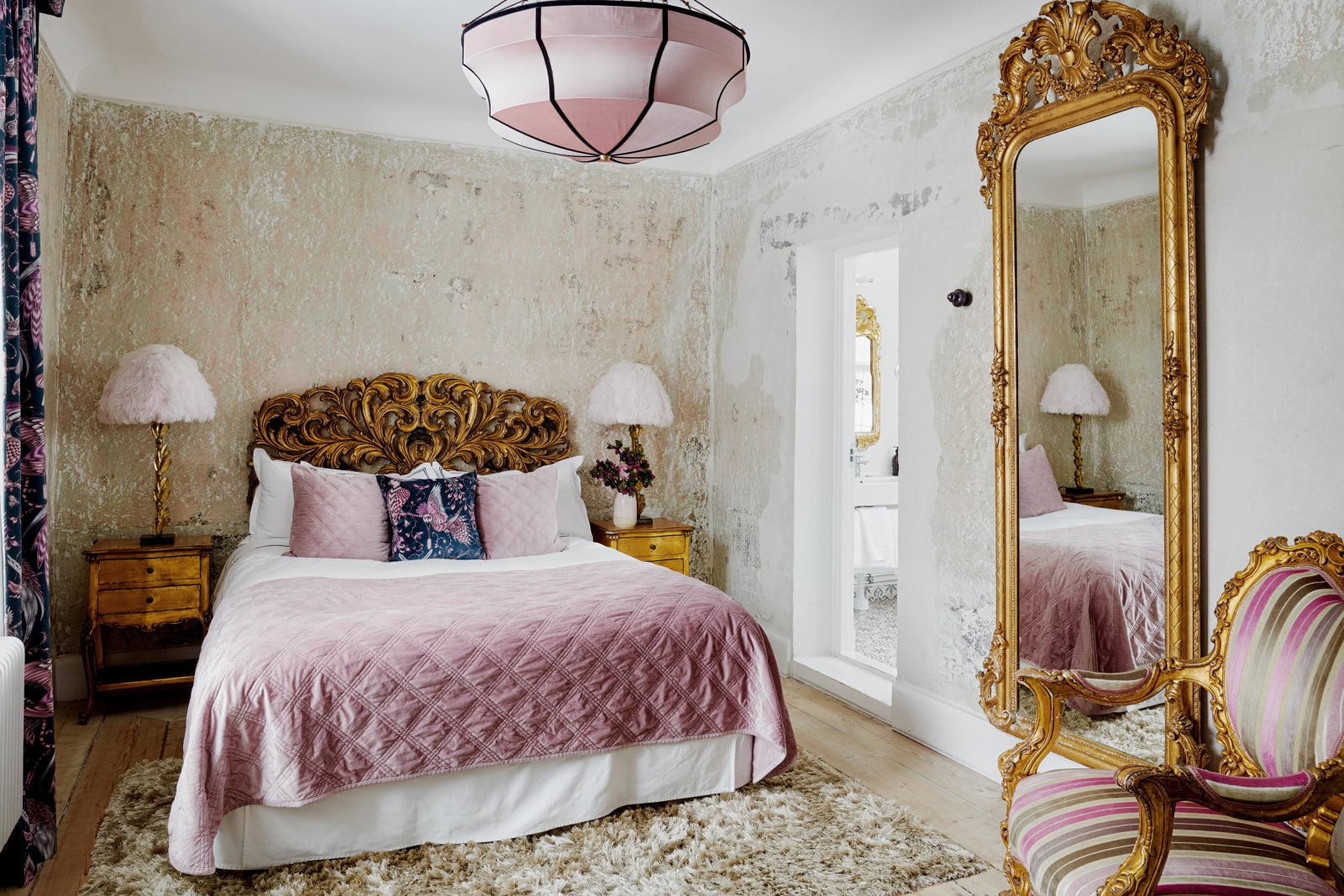 Ät, bo & roa dig på slott i Stockholm - Slottsweekend i Stockholm