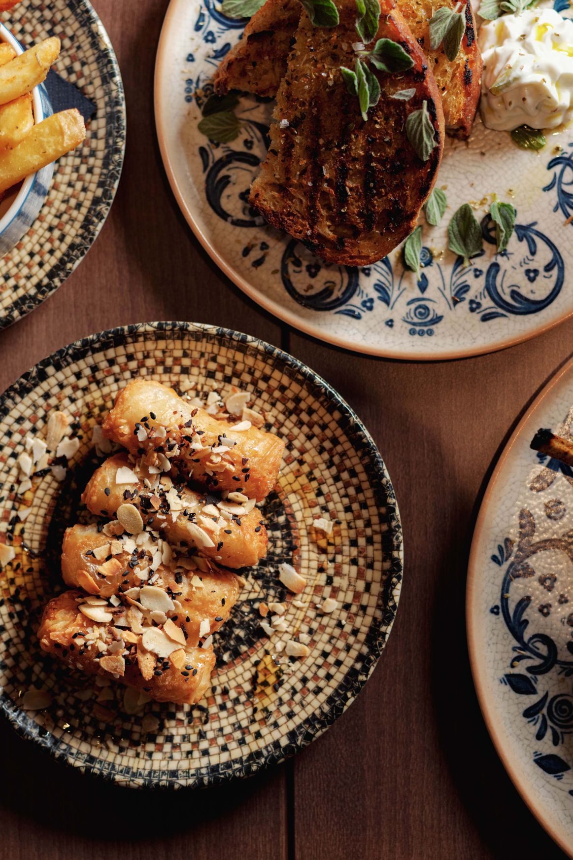 Grekiska Grill & Bar Hammarby sjöstad – Grekisk restaurang – Hammarby ...