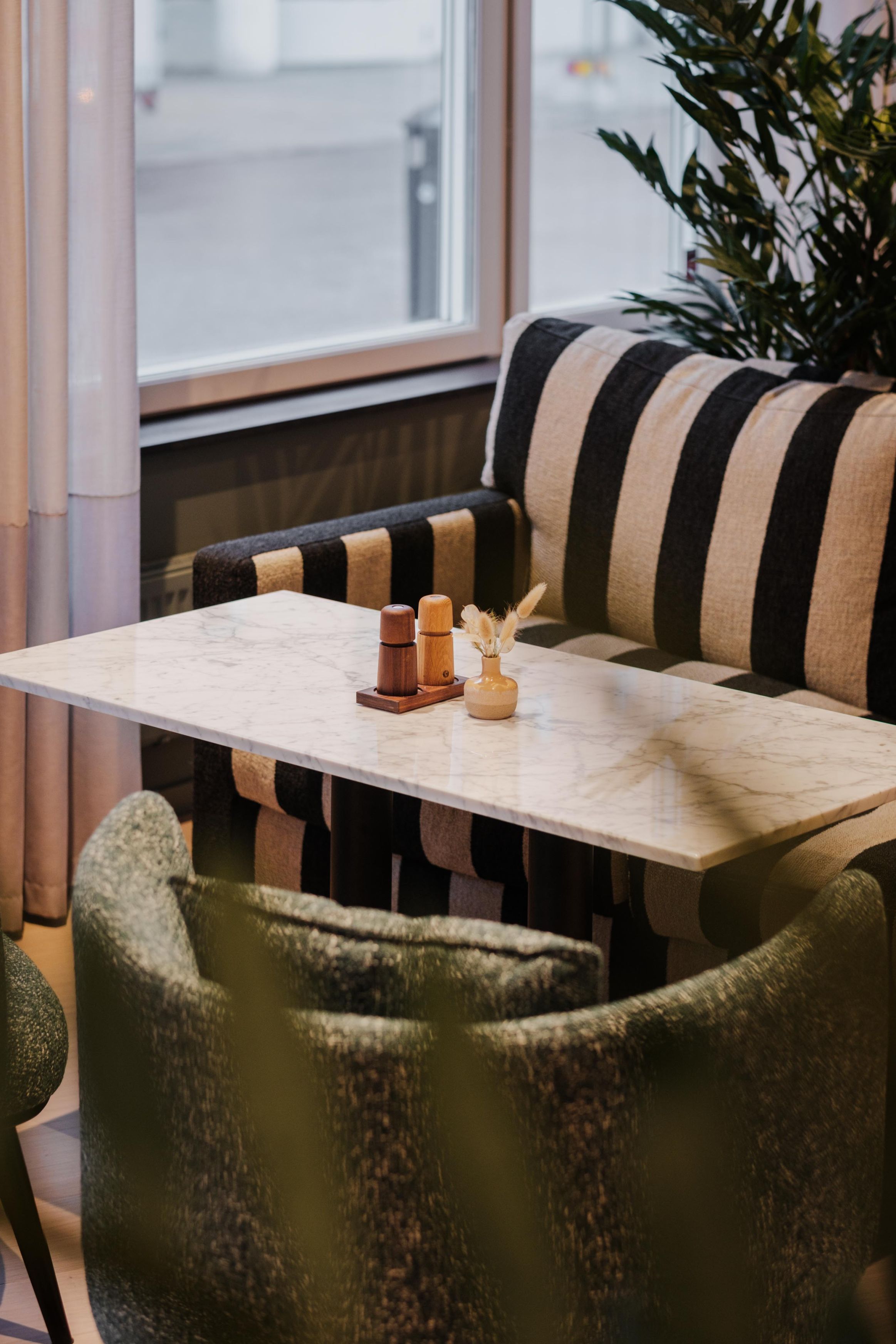 Petite Sabis Svea Artilleri – Café – Gärdet, Stockholm