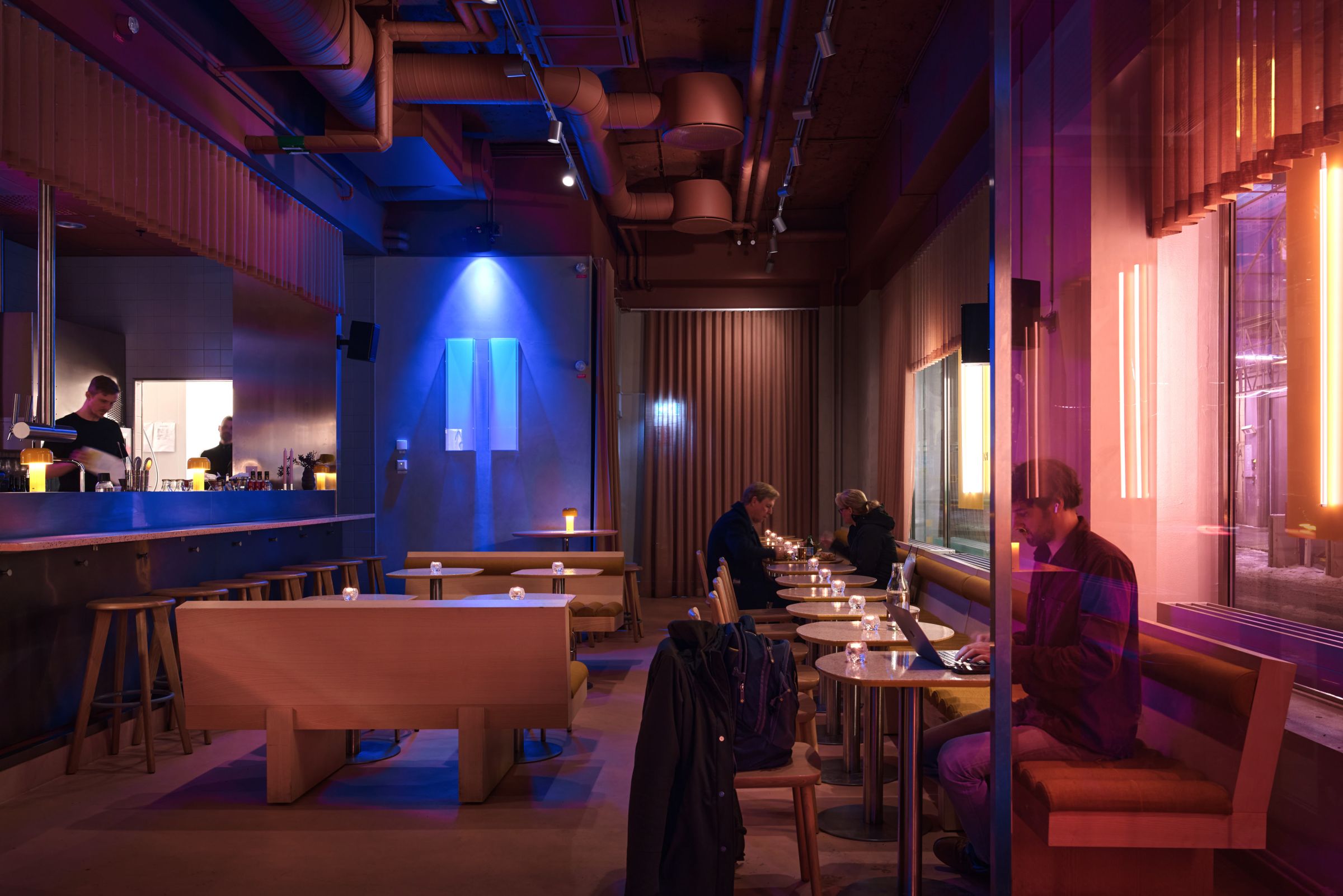 Pom Friterie – Restaurang, Streetfood & Cocktailbar