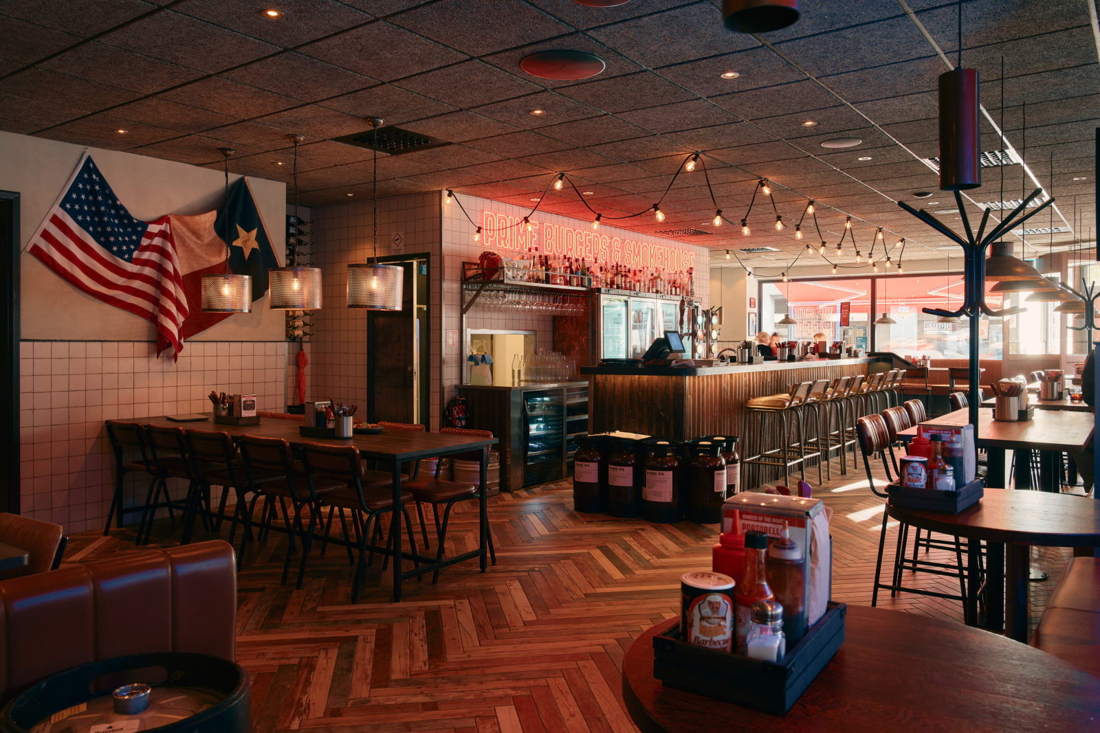 Prime Burgers & Smokehouse – Hamburgerrestaurang, Steakhouse – City ...