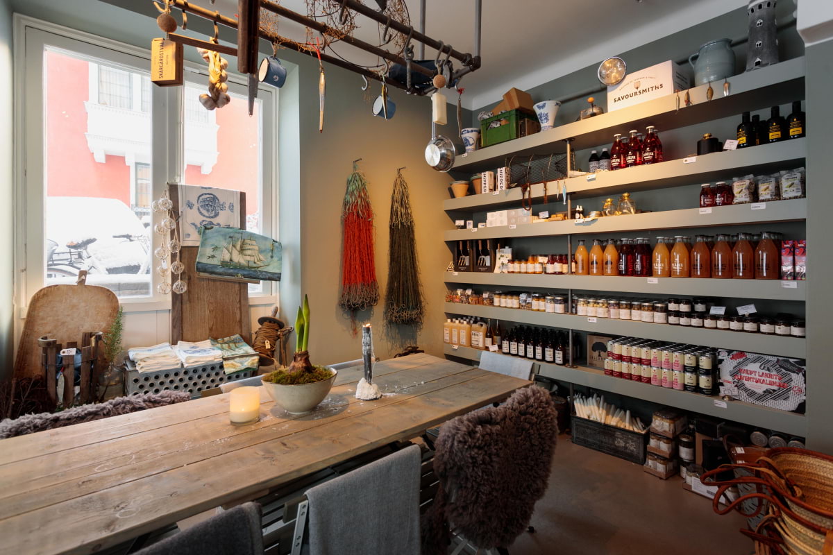 Skroten Matbod & Deli – Restaurang, Café, Delikatessbutik – Djurgården ...