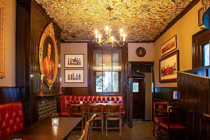 The Grenadier – Pub – Belgravia, London – Thatsup